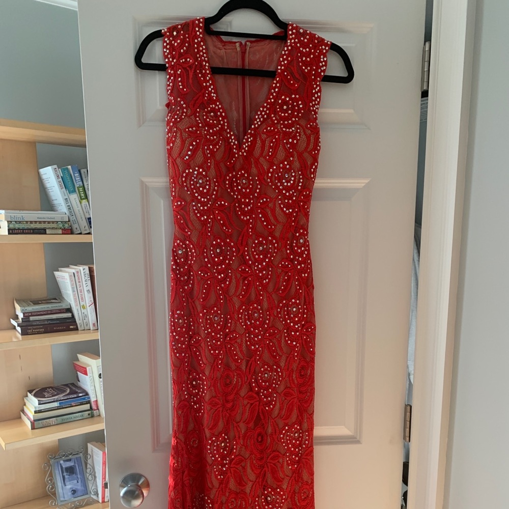Gorgeous Red Lace Gown - Gem